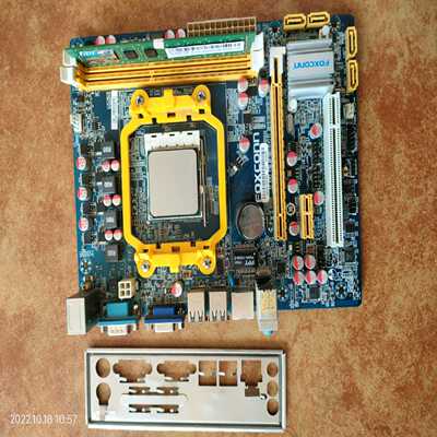 FOXCONN主板A55MXE，A4-3300CPU，4G内~询价