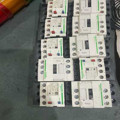接触器LC1D09M7C 30个 未使用过的~询价