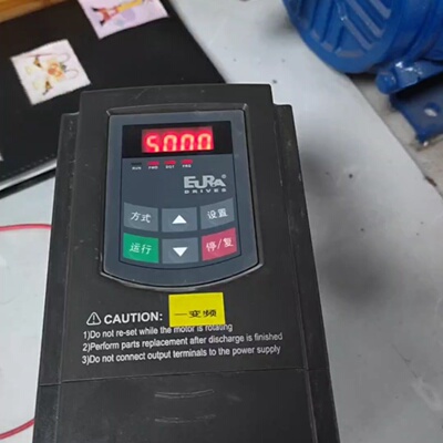 寻“”欧瑞变频器4KWE8000040T3成色如图每一个跟