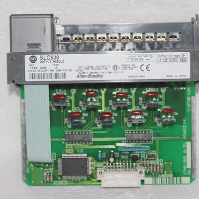 MODULO DI USCITA ALLEN BRADLEY 1746OB8 A SLC500