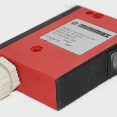 MINIMAX 876541 REFLECTIVE PHOTOELECTRIC SENSOR