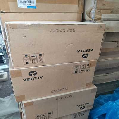 思科  CISCO  WS-C3850-12S-S  机房下