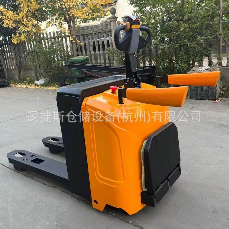 站驾式电动搬运车升降地牛托盘搬运车拖板车液压装卸车叉车