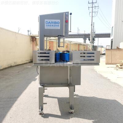 LGHB商切用猪手割猪蹄半劈 输送带机式安全锯骨机专切猪蹄切半分