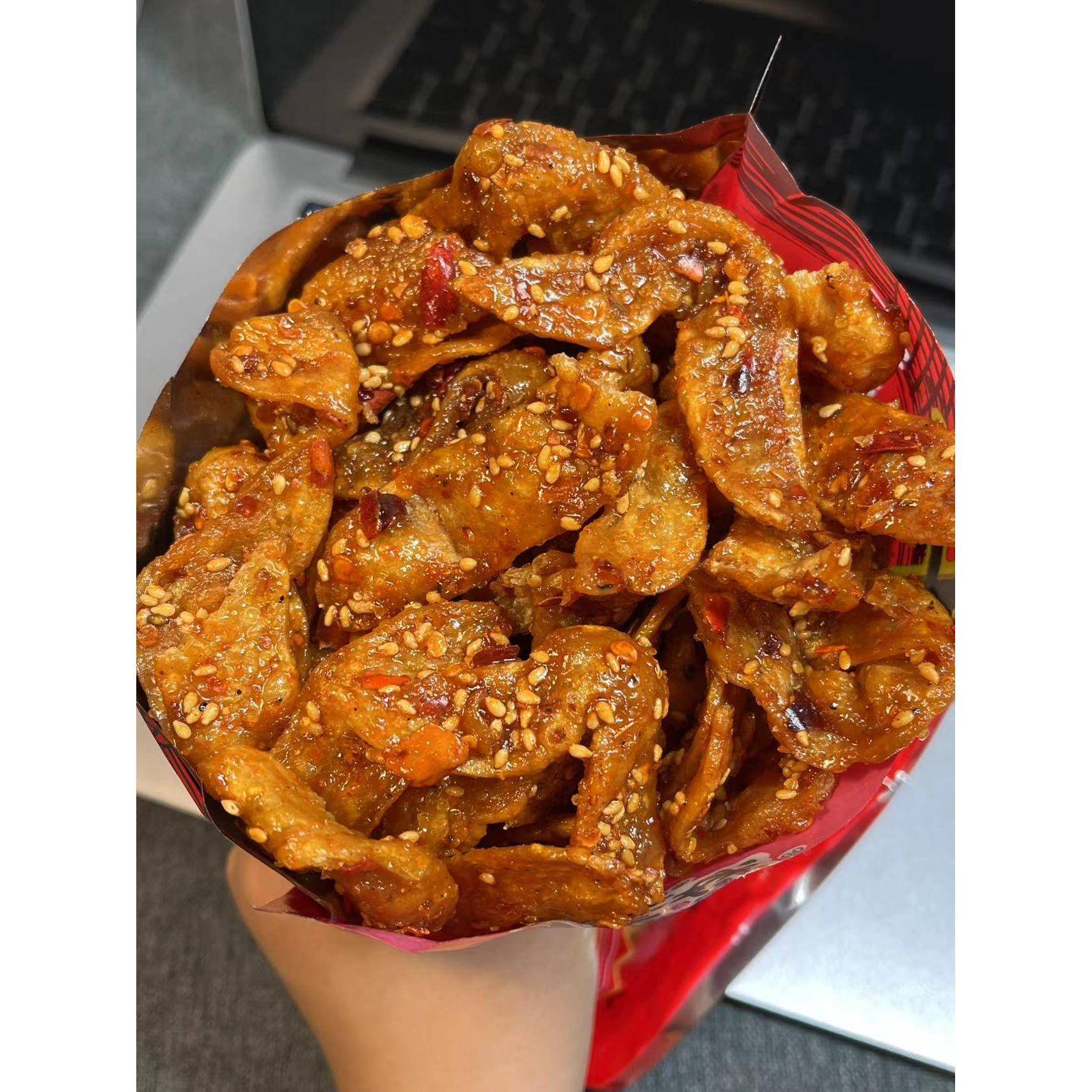 现货渔司令十三妹麻辣速食香辣片素鸡翅素肉辣条甜辣辣片豆制品小