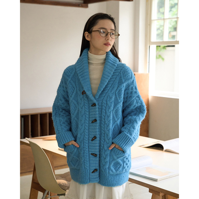 aww 超克重含羊毛·青果领宽松绞花毛衣外套