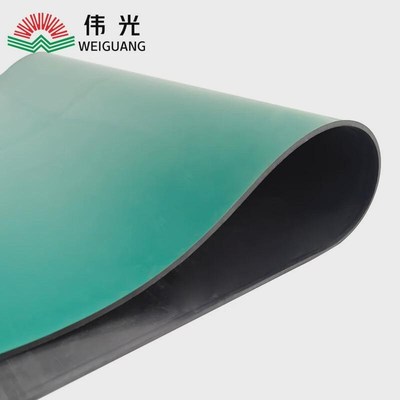 伟光绿色防静电胶皮防静电优质台垫电实验室工作台桌垫耐高温胶皮