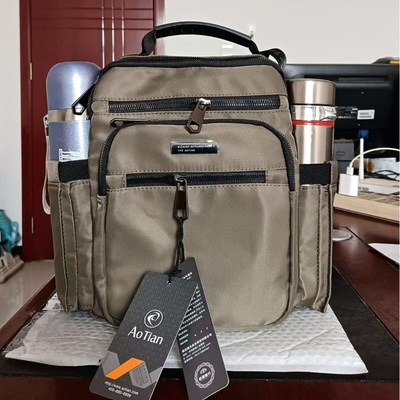 2025双侧可放6.7厘米直径水杯的男单肩斜挎10寸平板伞大包旅游潮