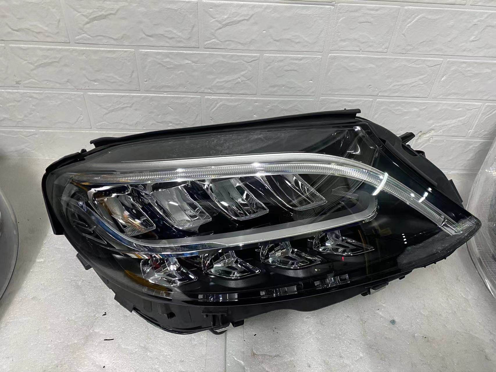 Suitable for Mercedes-Benz C-Class W205 Large C200 C250 C300 High-End ...