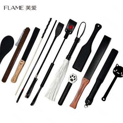 SP皮拍子皮鞭小圈实践工具spank道具散鞭马鞭藤条戒尺