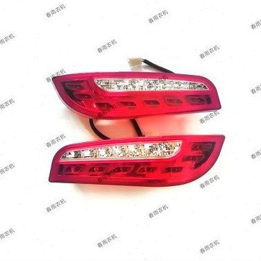 萨丁 华创沃尔 昱坤 英轩拖拉机804/904/1004/1104后尾灯 刹车灯