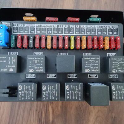 龙工装载机配件CDM855NE铲车835E I.15.32中央电器控制保险盒总成
