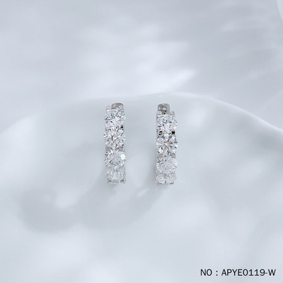 DERING戴莉【可乐优选】18K白培育钻耳饰耳圈