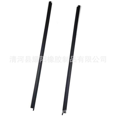 供应1987-1996 D21车门外压条80821-01G00 80820-01G00