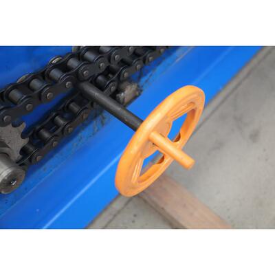 吊轨AQQ成型备机字货架立柱滚压设角铁天沟边框架型钢板U成几型设