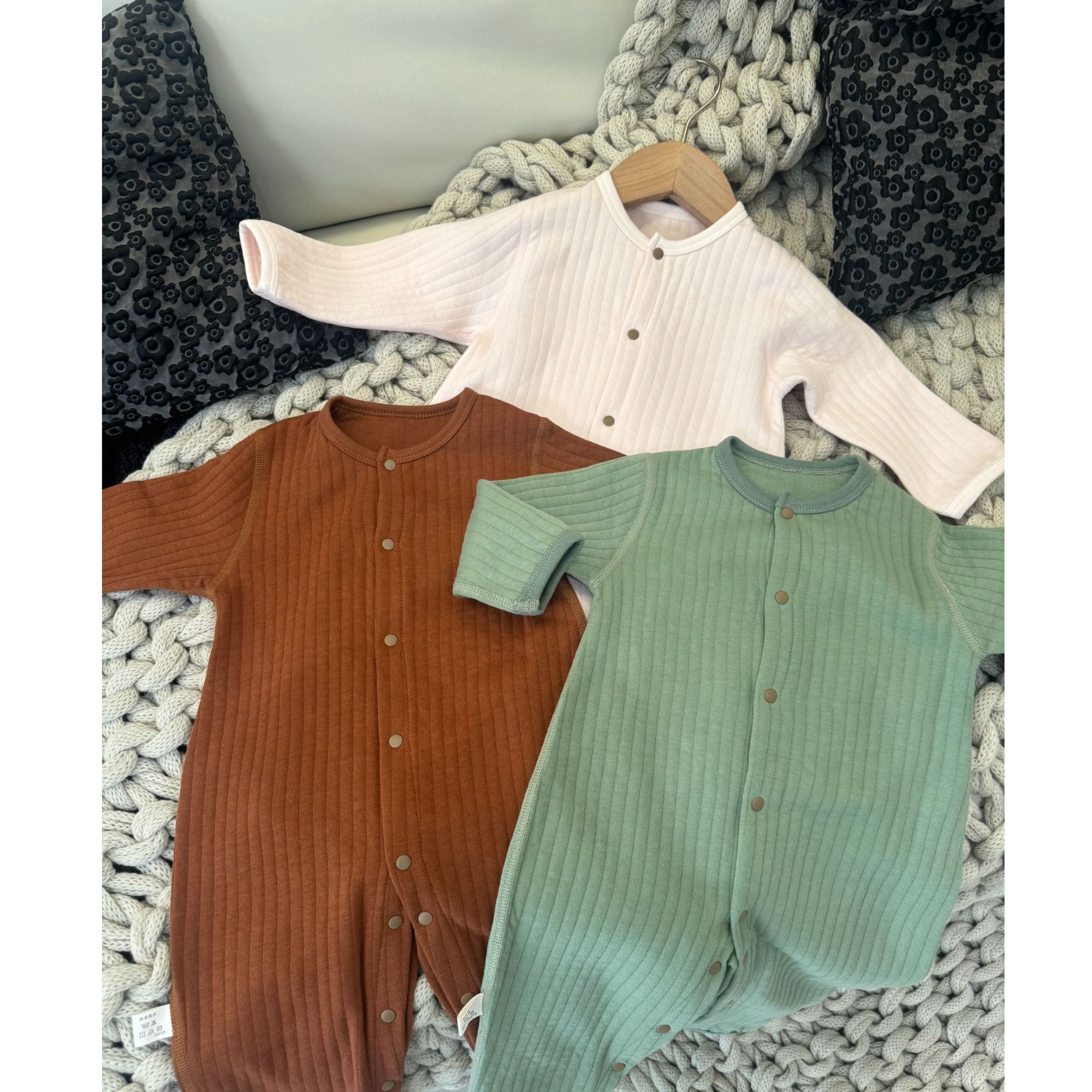 棉优婴幼儿连身衣保暖衣宝宝打底衣哈衣爬爬服无骨新生儿衣服