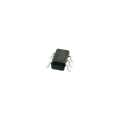 MIC5205-3.3BM5 MIC5205-3.3 LB33 SOT23-5 低压差线稳压IC