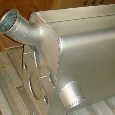 适用重汽豪沃HOWO A7汽车车用消声器总成 AZ9925540080