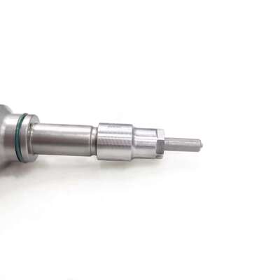 东风康明斯共轨柴油机喷油器C5571980 INJECTOR C5571980