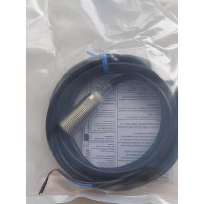 接近开关 长距离 E2E-X11D118