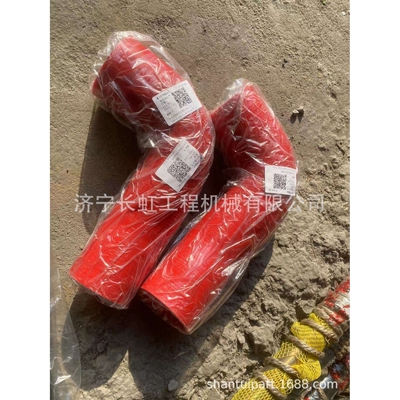 供应三一平地机原厂配件：SAG180-5：发动机出水胶管：13885472