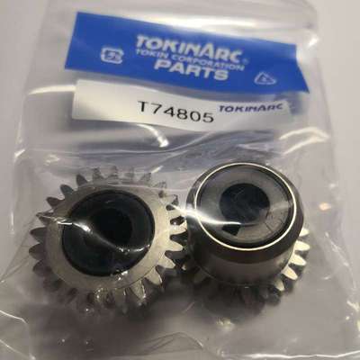 型号T74805 供应TOKINARC安川机器人送丝机配件主动齿轮原装配件