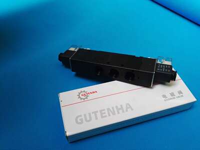 三位五通气动电磁控制阀换向阀4V130C-06DC24.12VAC110V