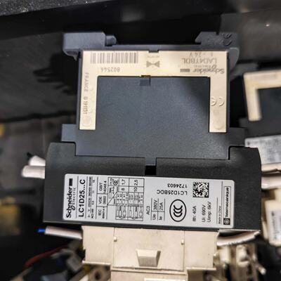 施耐德LC1D25BDC交流接触器TeSys系列额定电流议价