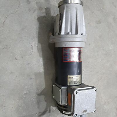 伦茨LENZE减速机D-32696议价