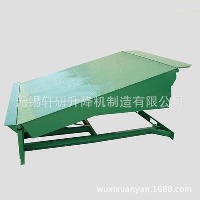 厂生家产储物流登车桥 月仓台液压DCQG10-0登车桥度调节高板装卸