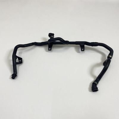 STZT17127548224适用宝马3系E81E92E93充气导向件