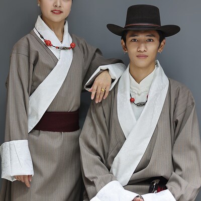 新款藏服情侣藏装女藏袍男装婚礼装夏季结婚照服装不丹服西藏服袍