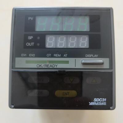 SDC31 C315GA000500日本山武温度控制器Azbil yamatake温控表