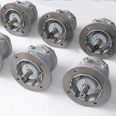 德斯威DAV8立式安装叶片式气动马达多种型号可供选择厂家直销