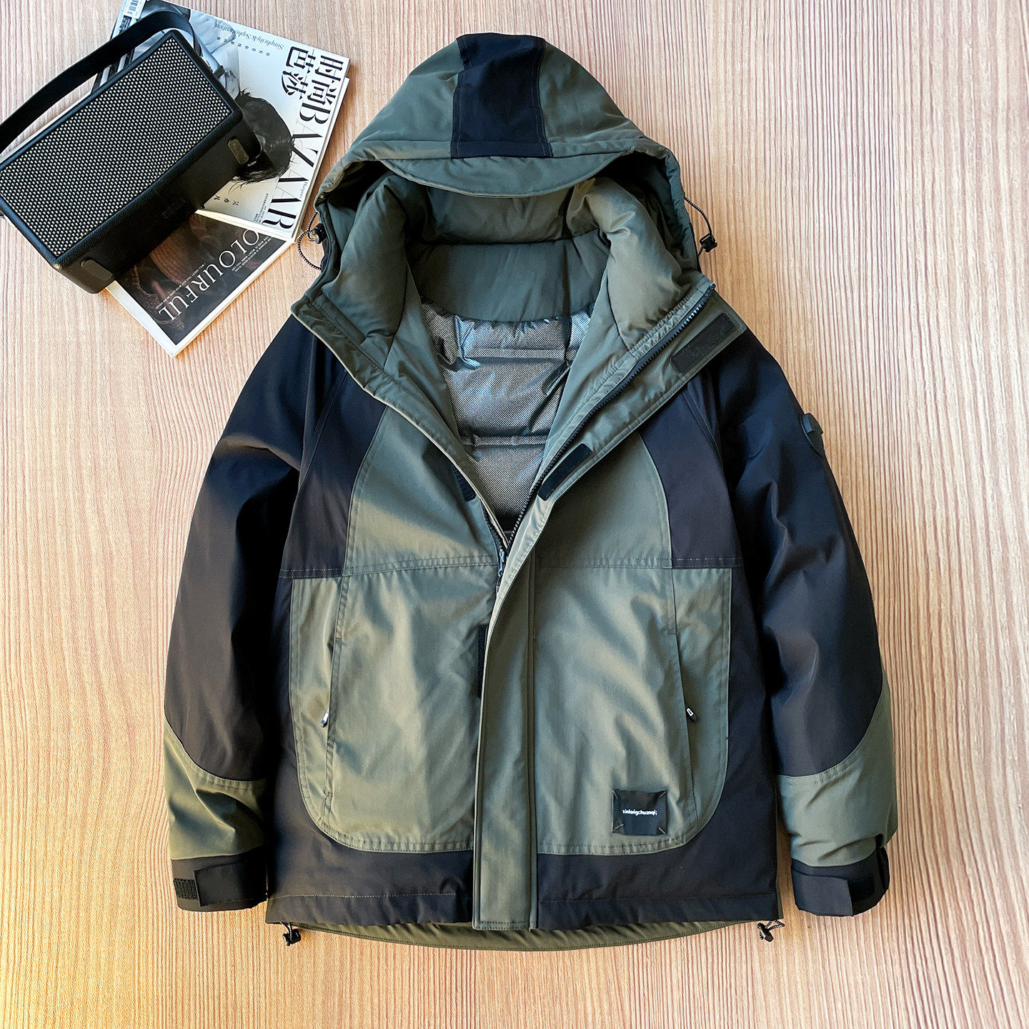 羽绒服男士冬季2025新款潮牌拼接撞色加厚保暖工装连帽鸭绒外套男