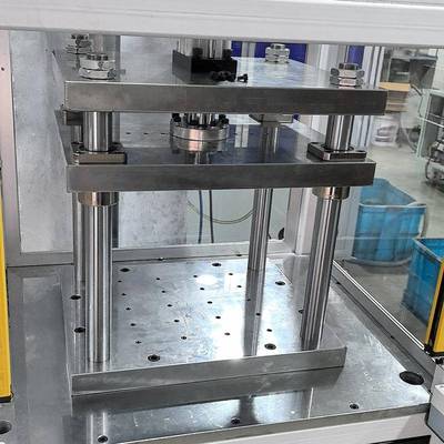 服压机机小型力台式轴承轴套压装4柱伺服压力伺机伺服冲床FOU定制