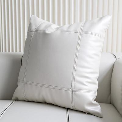 奶油白压色珠光皮革线接设款抱枕计套软装设计师拼样RDK板间靠枕
