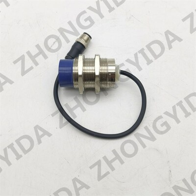 扶梯接近光电感应器 XS230BLNAM12SE6 通力扶梯梯级丢失检测开关