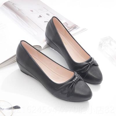 高档跟女鞋单2025新款春秋坡软底软皮妈妈鞋浅夏口百搭内增高鞋豆