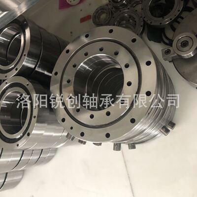 XU160220交叉滚子回转支承