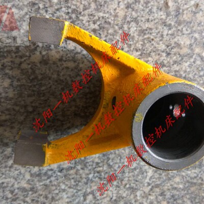 中捷钻床配件 Z3025 Z3032 21203 原厂钻床拨叉 正反转 L87 孔38