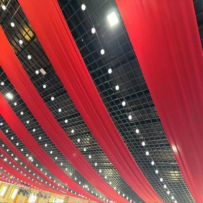 婚庆红绸布吊顶纱幔韩式酒店舞台顶部装饰婚礼堂布置云顶布艺道具