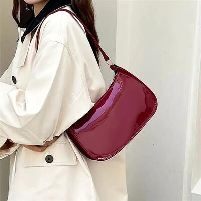 Red high-end bag for women, retro hand-held underarm bag, fo