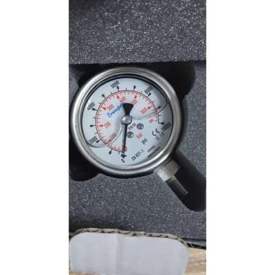 swagelok PGI-63B-PG10K-LA01 压力表0-10000psi