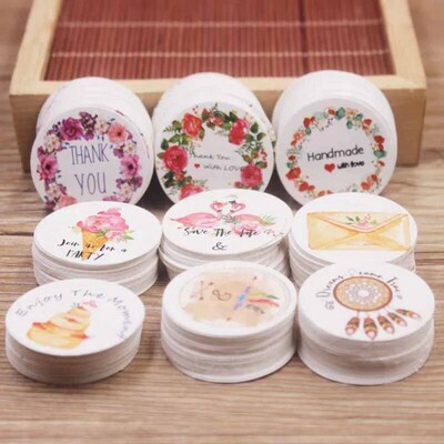 100pcs circlr tag Newest design Hand with love around flower