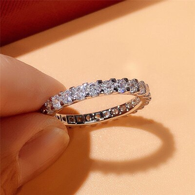 Huitan Fashion Contracted Womens Ring Thin Full Paved Round