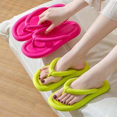 Flip Flops Feel Lightweight, Simple, Wearable, Outdoor Coupl
