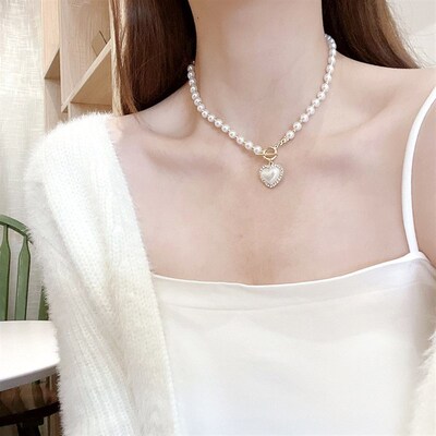 Heart Pendant Short Necklace Womens Pearl Clavicle Chain 饰