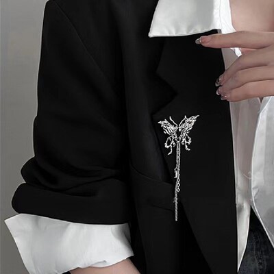New Black Crystal Butterfly Flow Brooch Womens Sweet Cool N