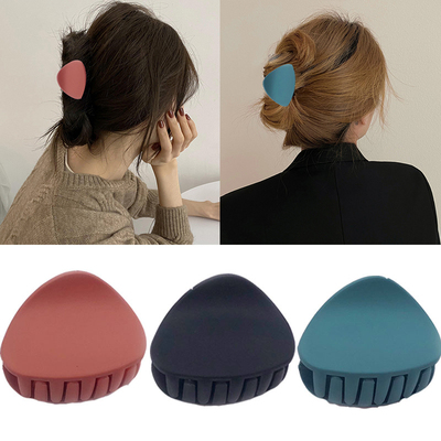 New Solid Color Hair Clip Mini Hair Claw Clip Barrettes Swee